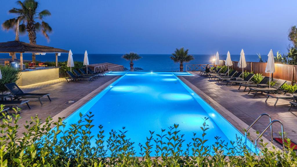 Adora Calma Beach Hotel (Adult Only +16) | Etstur