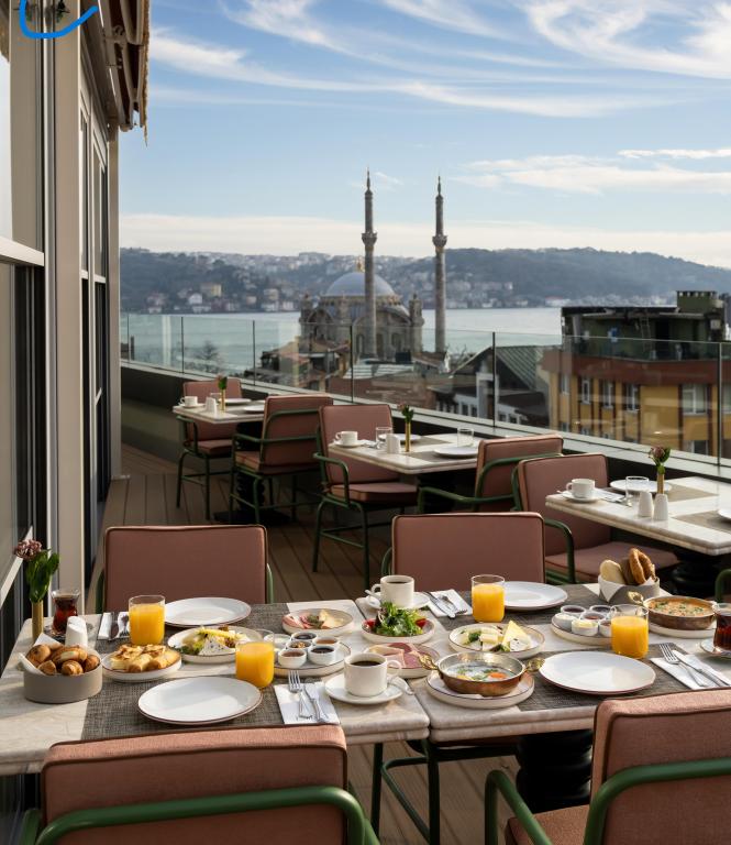 Crowne Plaza Istanbul Ortakoy Bosphorus | Etstur Crowne Plaza Istanbul Ortakoy Bosphorus | Etstur
