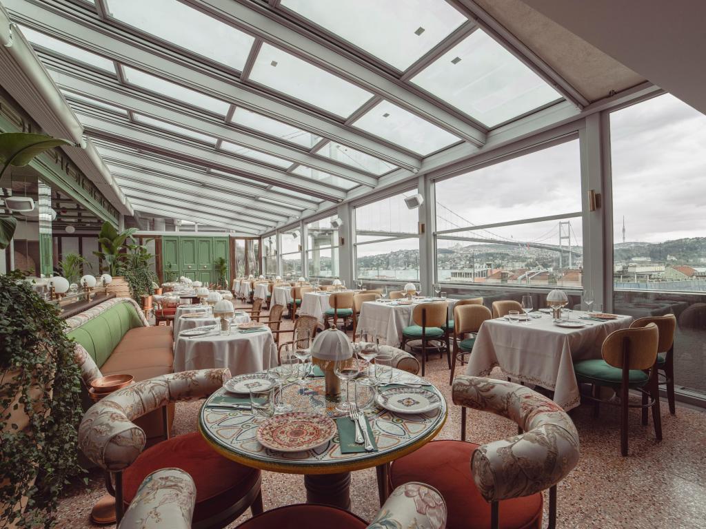 Crowne Plaza Istanbul Ortakoy Bosphorus | Etstur Crowne Plaza Istanbul Ortakoy Bosphorus | Etstur