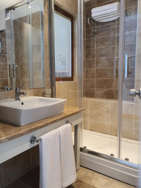 Double Royal Hotel | Etstur