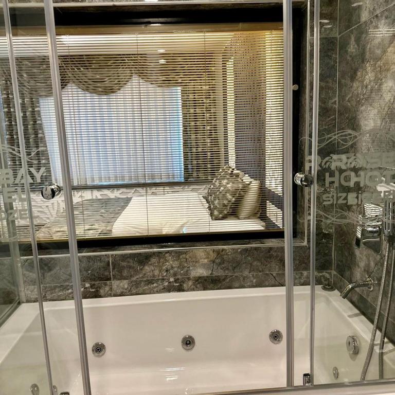 Golden Rose Deluxe Hotel | Etstur