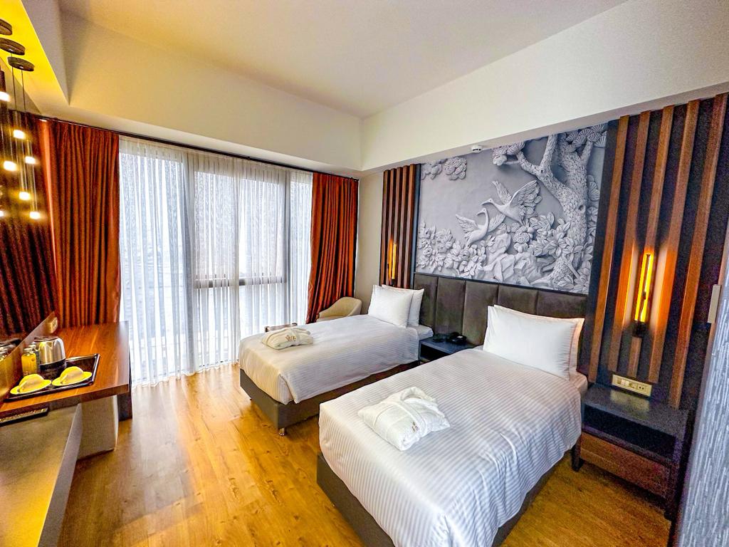 S Class Hotel Convention Center | Etstur