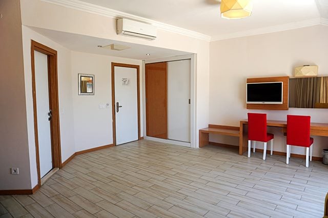 Side Legend Hotel | Etstur