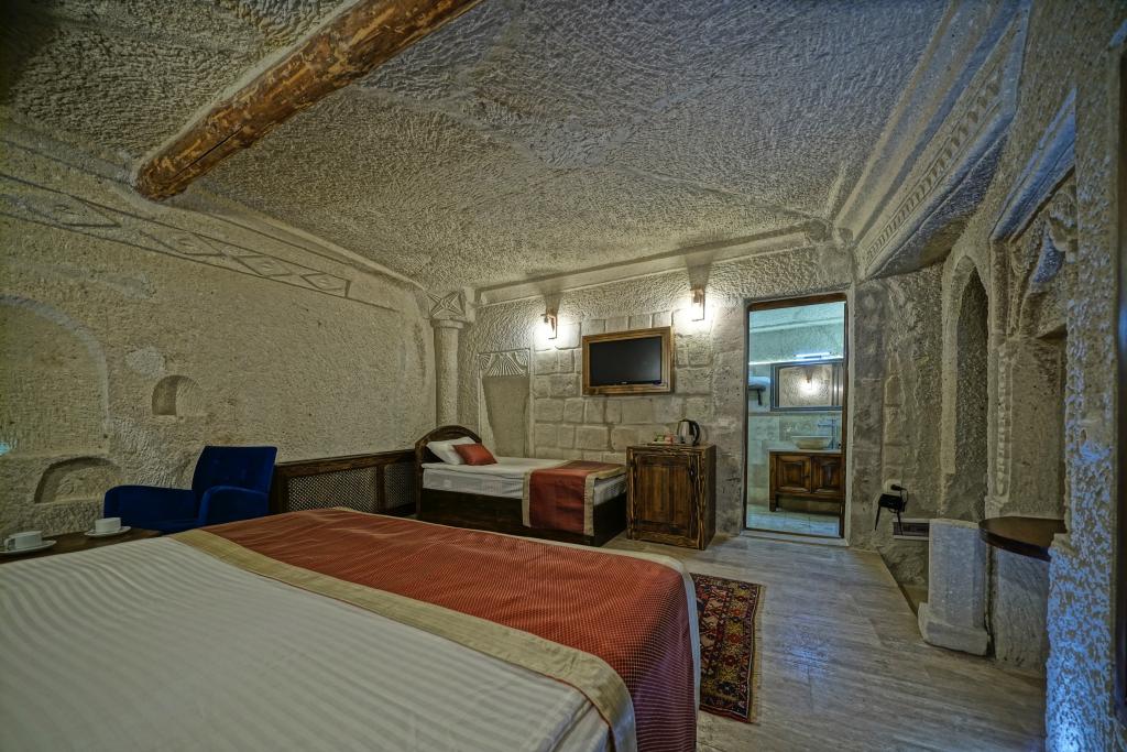Castle Cave Hotel | Etstur