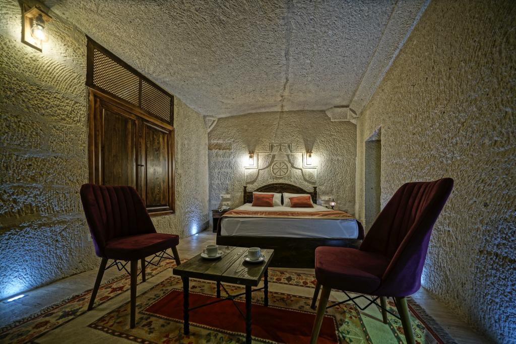 Castle Cave Hotel | Etstur