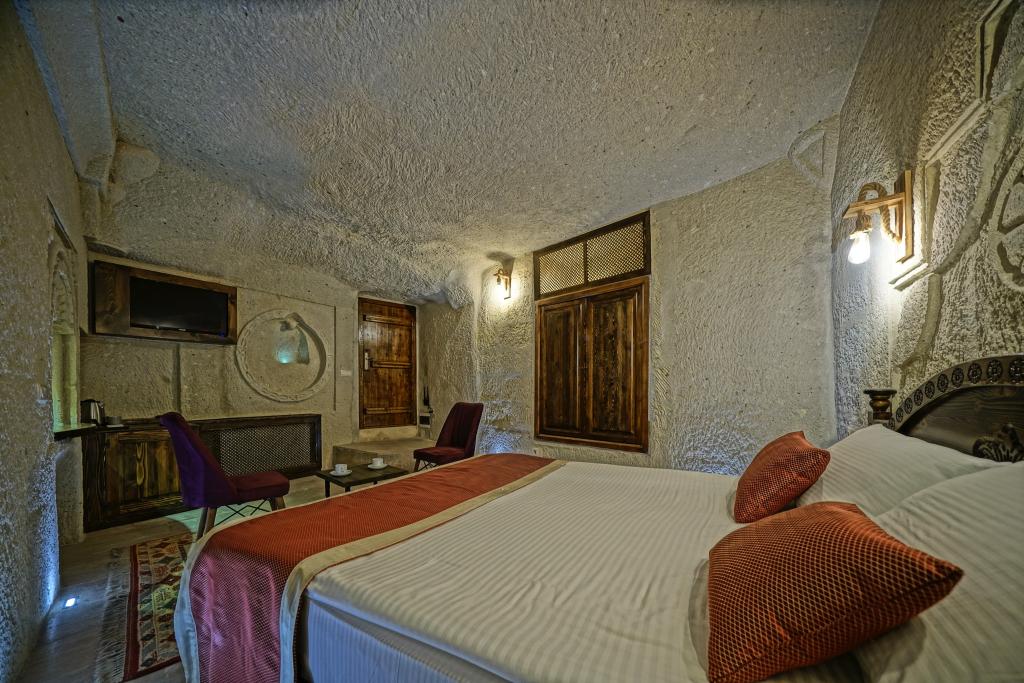 Castle Cave Hotel | Etstur