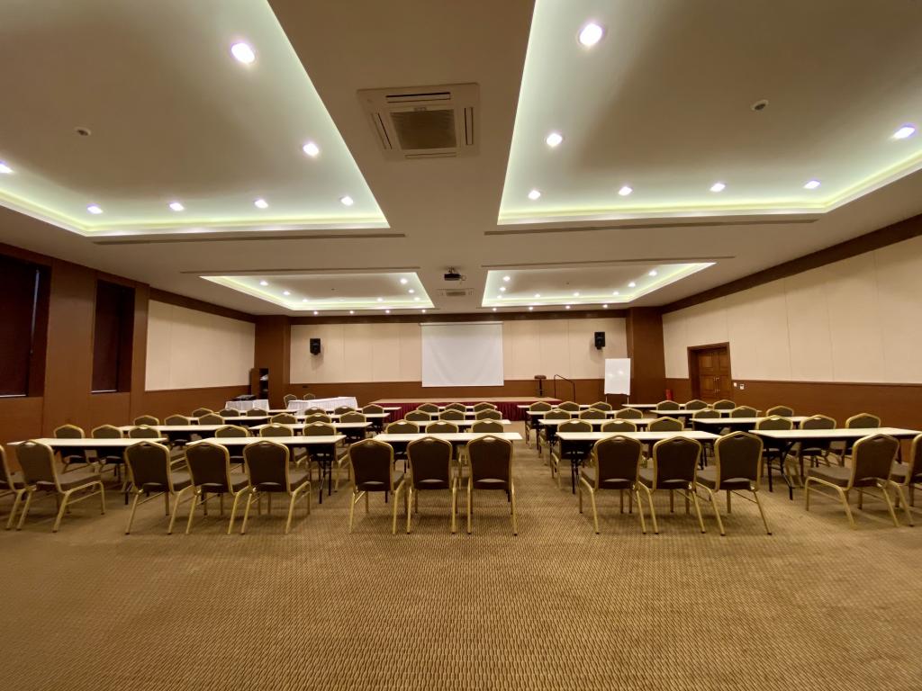 Perissia Hotel & Convention Center | Etstur
