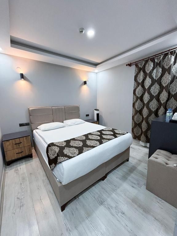 Whitestone Hotel | Etstur